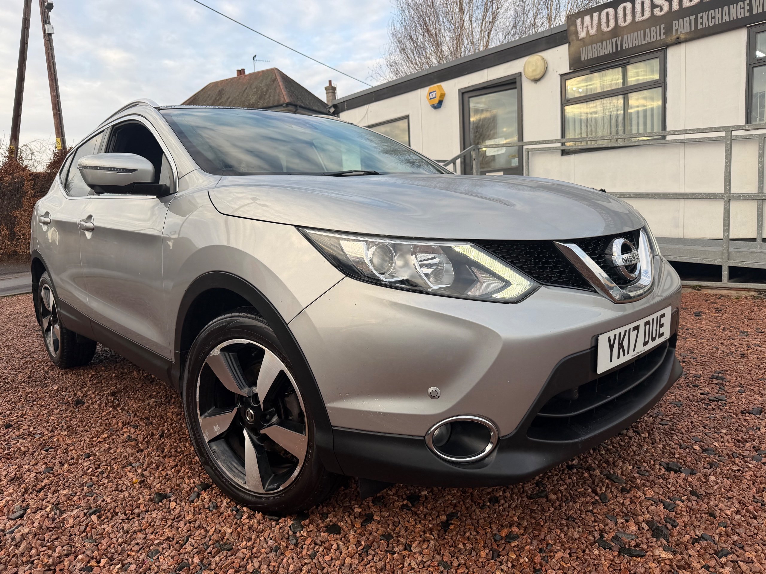 Used 2017 Nissan Qashqai 1.2 DIG-T N-Vision SUV 5dr Petrol Manual 2WD ...